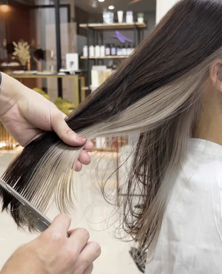 White blonde inner color【akiendo_hairsalon】｜Bangkok Beauty Salon ...