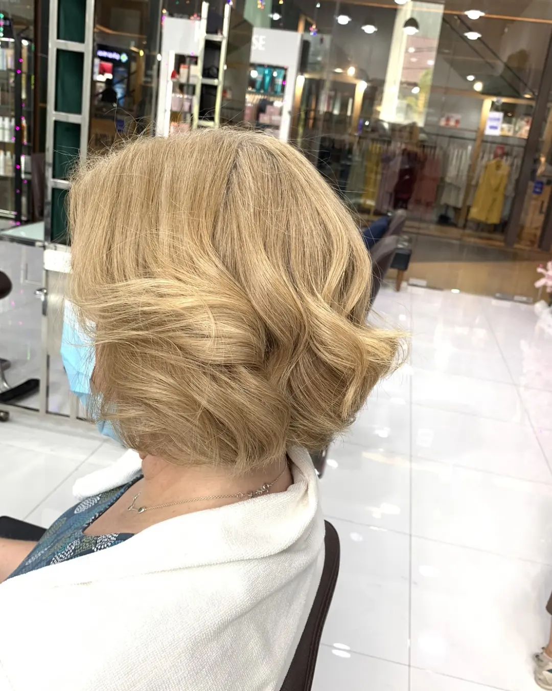 สระเซ็ตสวยๆ ในสไตล์ของคุณเอง朗【akru】｜เว็บไซต์รวมร้านทำผมในกรุงเทพฯ